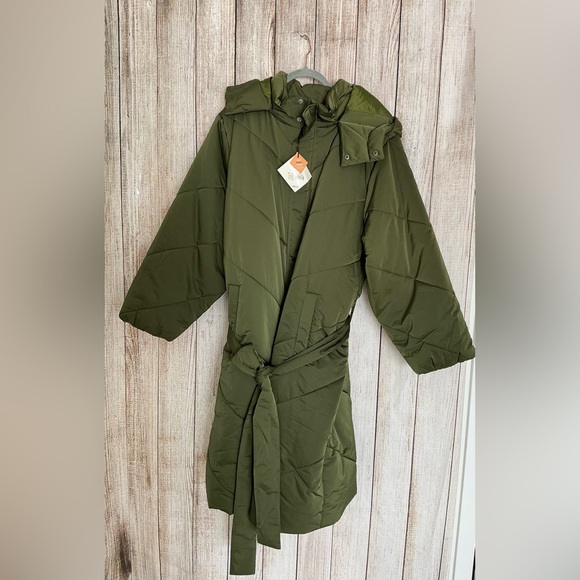 Ava & Viv | Jackets & Coats | Ava Viv Dark Green Puffer Jacket | Poshmark